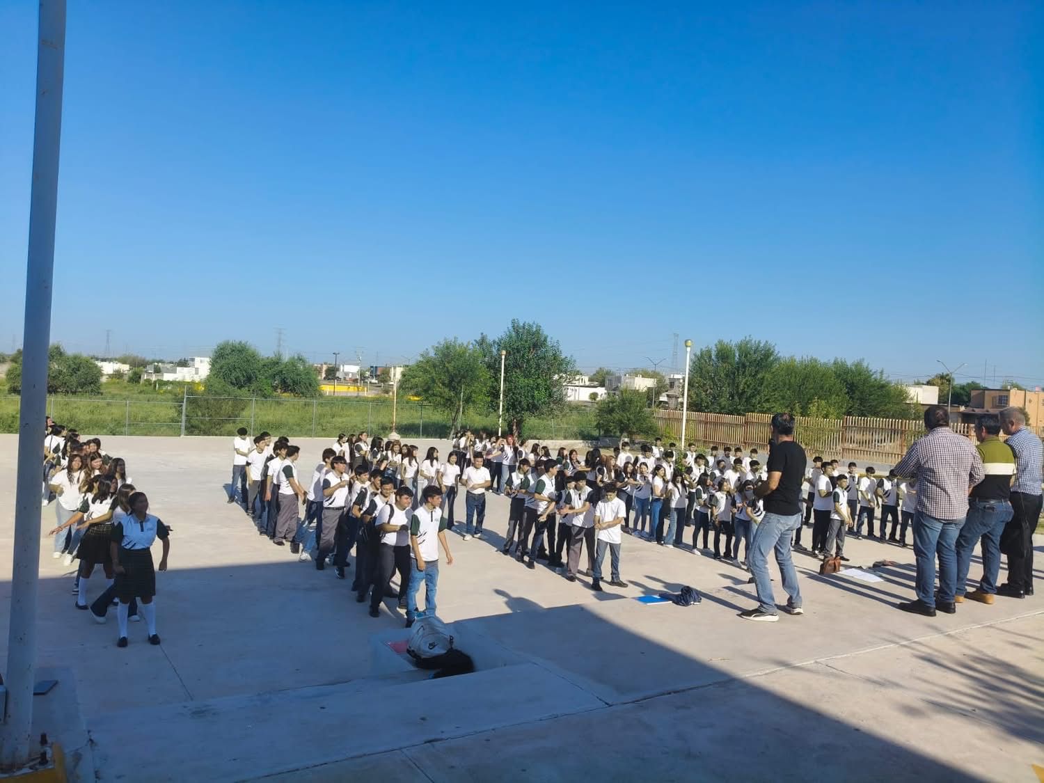 Regresan a clases más de 18 mil estudiantes en los COBAC