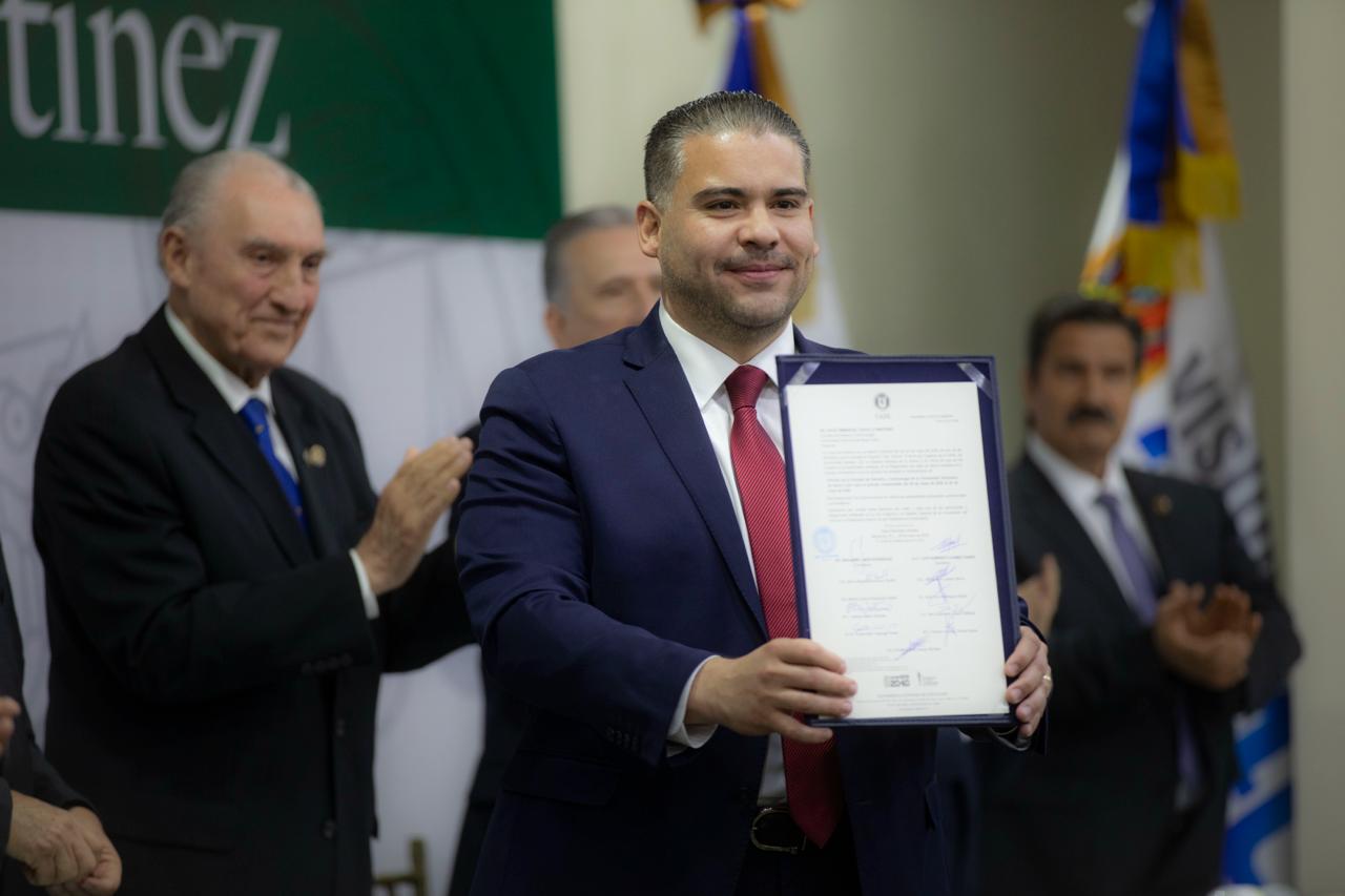 Asume David Castillo la dirección de la Facultad de Derecho