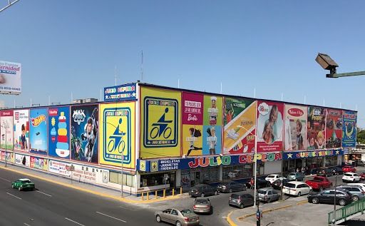 Confirmado: Se va sucursal Gonzalitos de juguetería Julio Cepeda