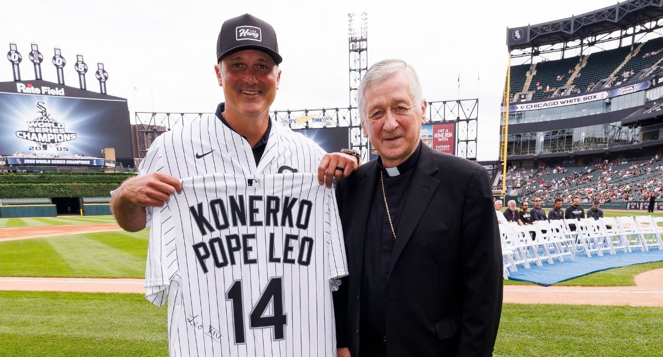 León XIV envía camiseta firmada a Paul Konerko de los White Sox