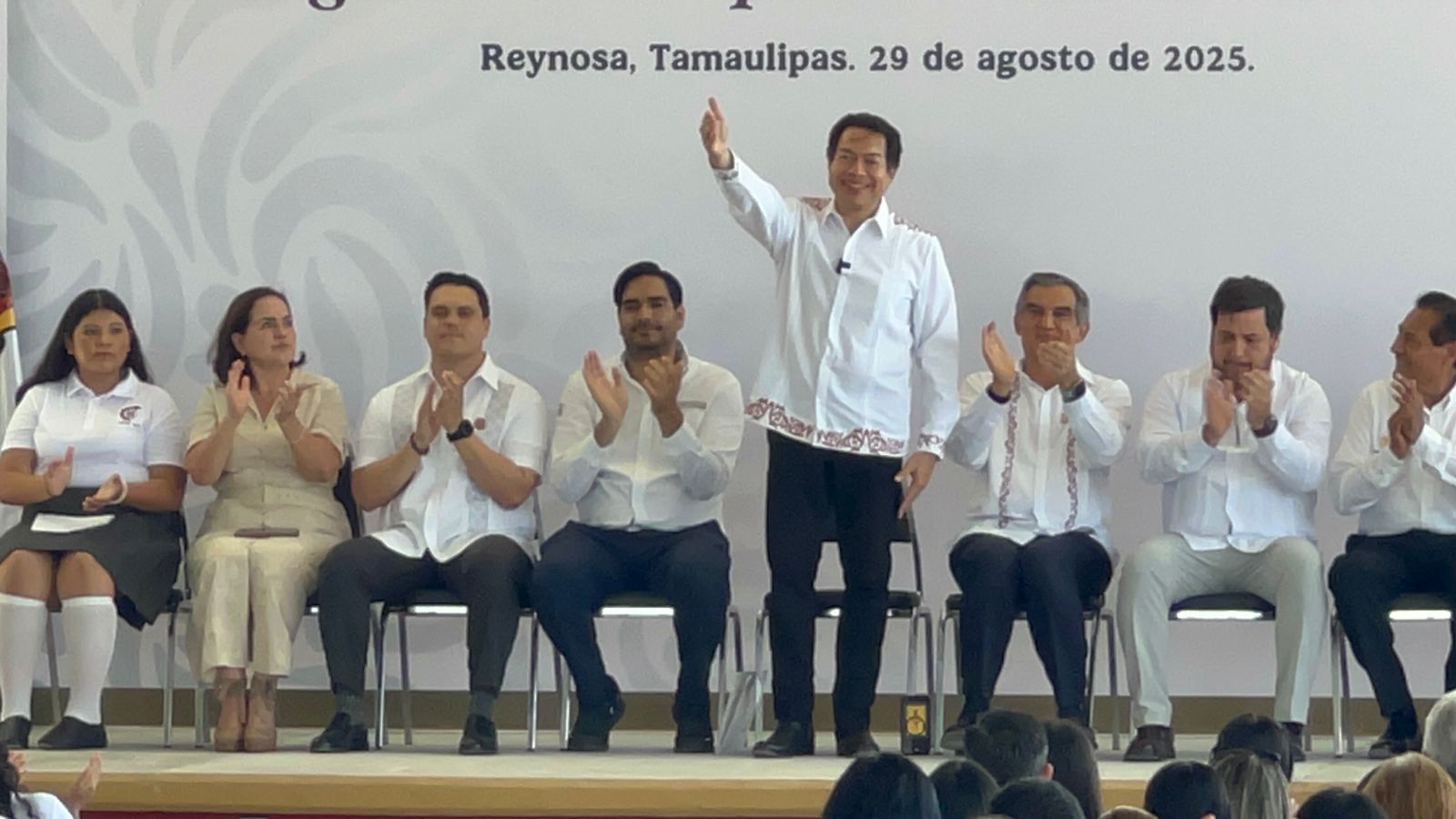 Mario Delgado rechaza entrega de recursos a la CNTE