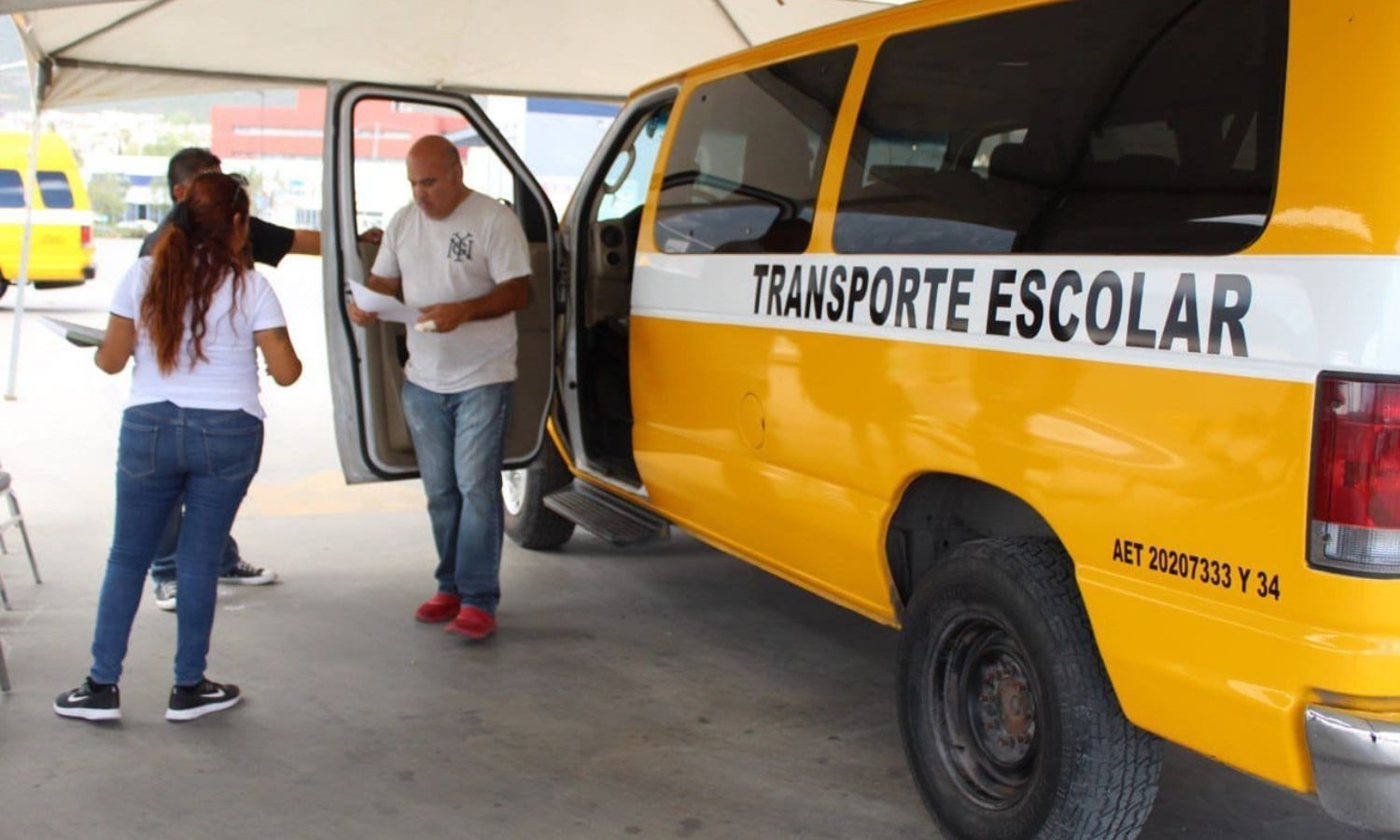 Diputados analizarán propuesta de transporte escolar obligatorio