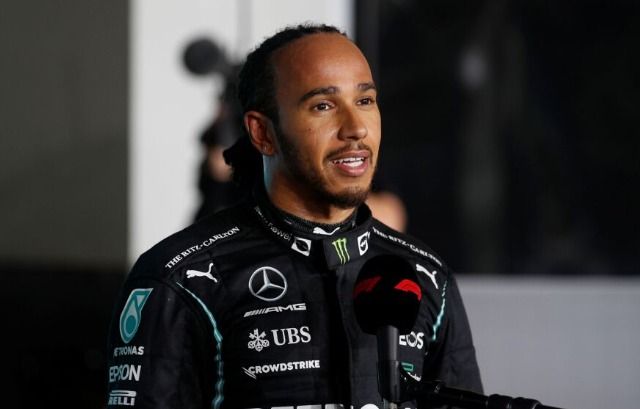Lewis Hamilton correrá para Escudería Ferrari en 2025