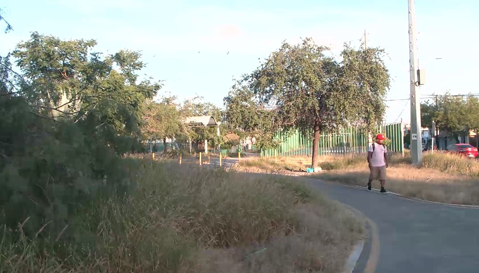 Denuncian parque descuidado en avenida No Reelección