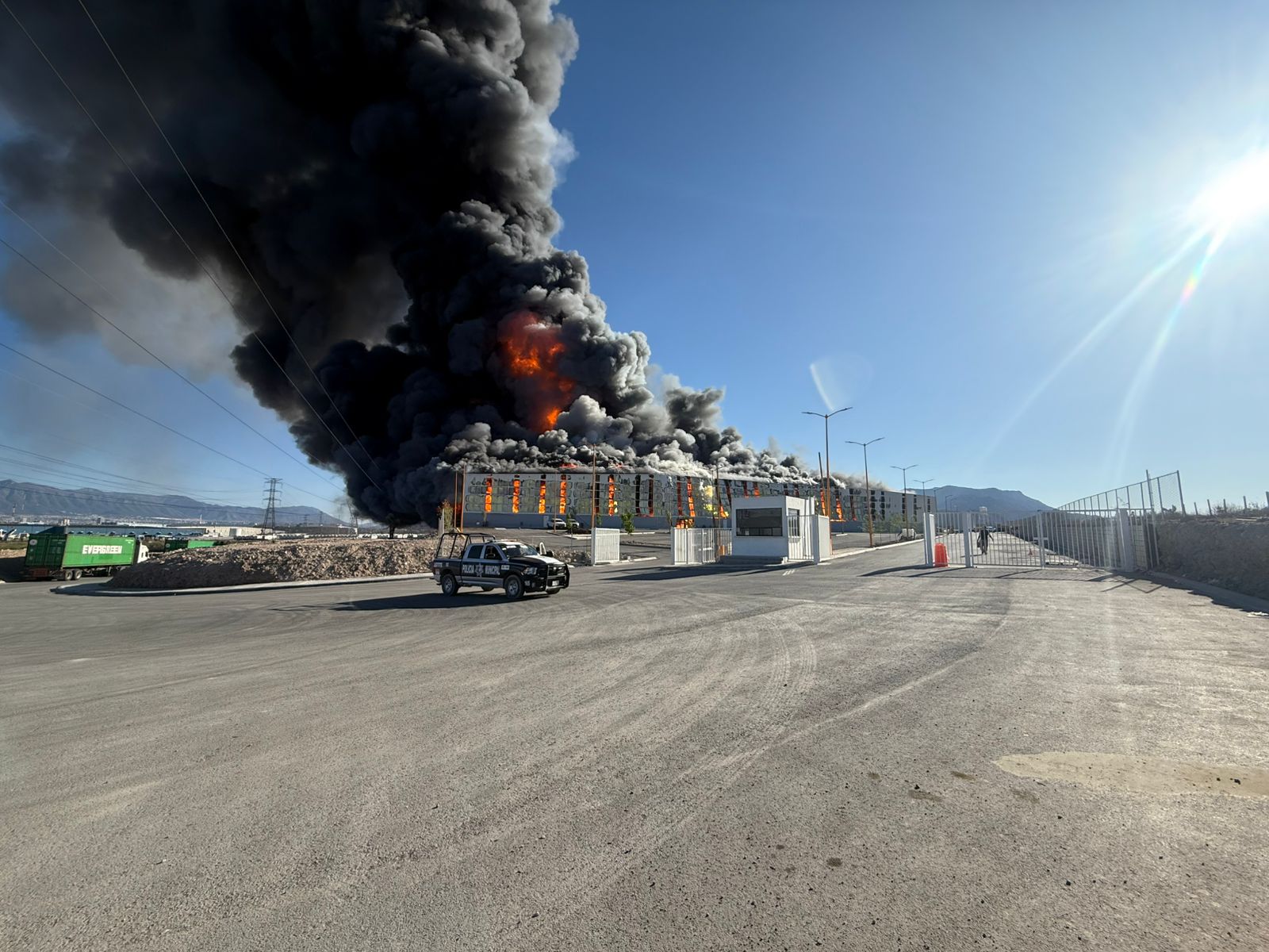 Se incendia planta de DAIMAY en el Parque FINSA de Ramos Arizpe