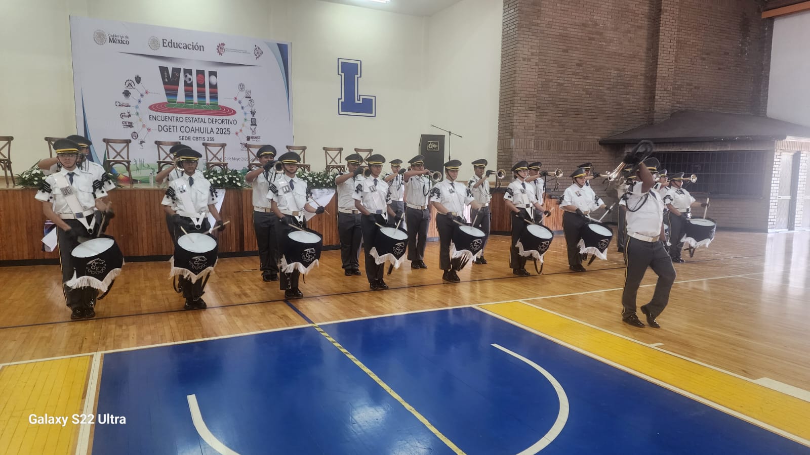 Banda de guerra del CEBETIS 97 lograr segundo lugar nacional