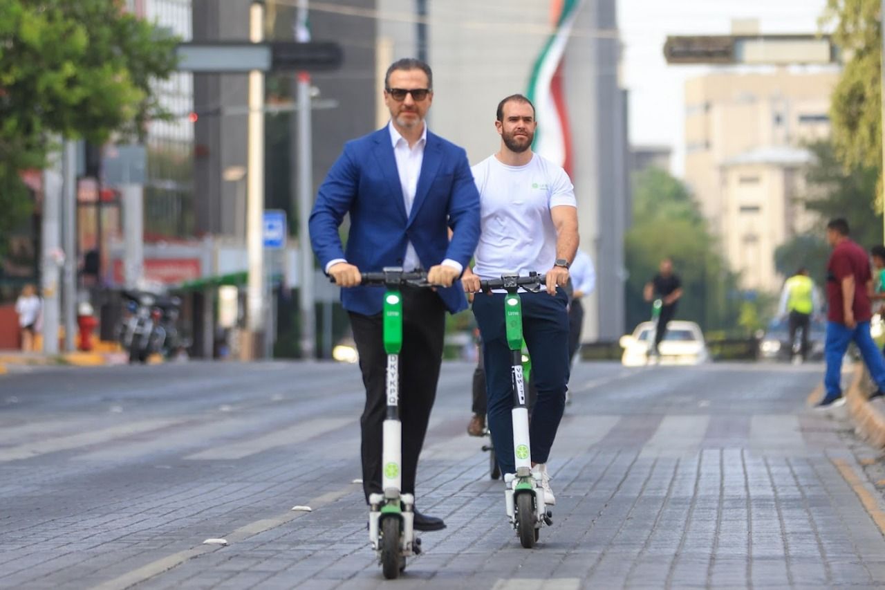 Lanza Adrián de la Garza programa piloto de movilidad sostenible