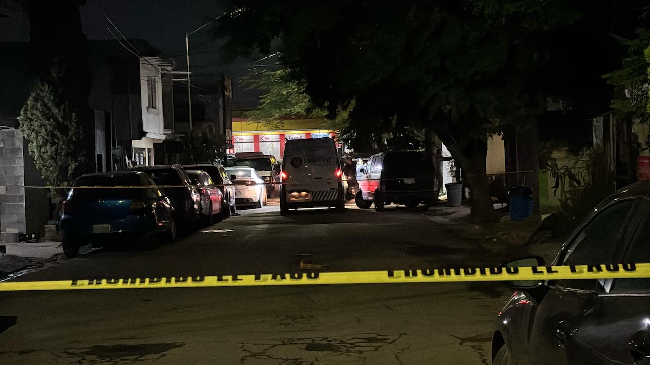 Muere mujer tras ser atacada con arma blanca en Metroplex