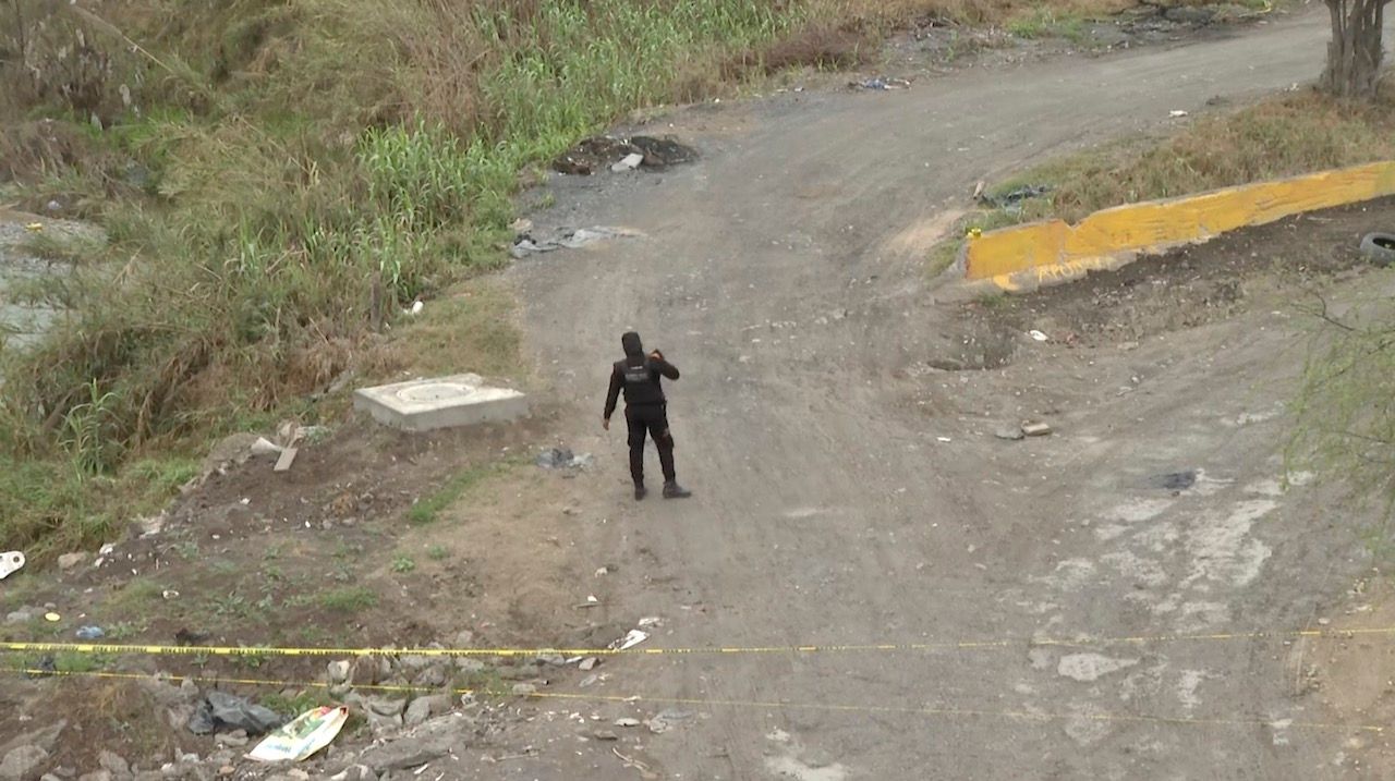 Localizan cuerpo calcinado de un hombre en Pesquería