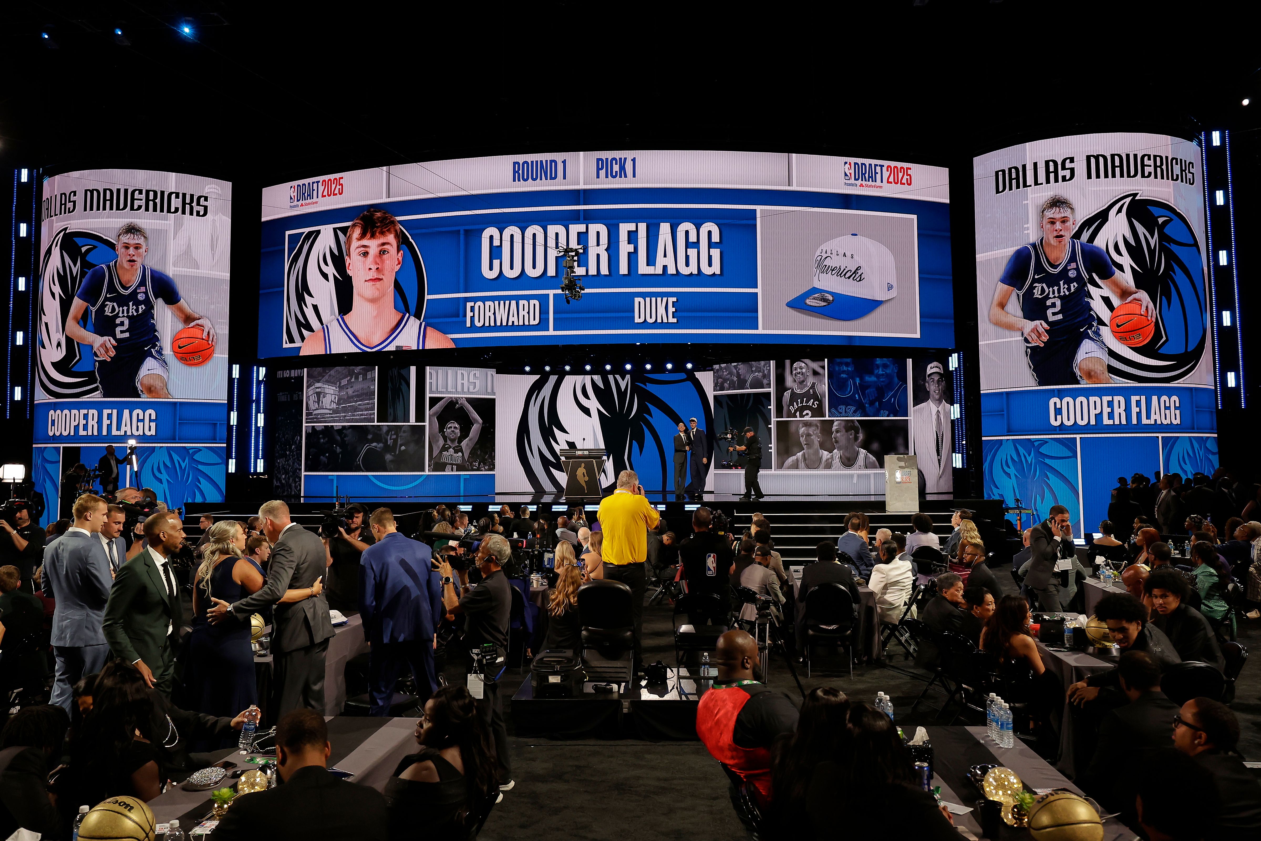 Cooper Flagg llega a Dallas como pick uno del Draft de la NBA