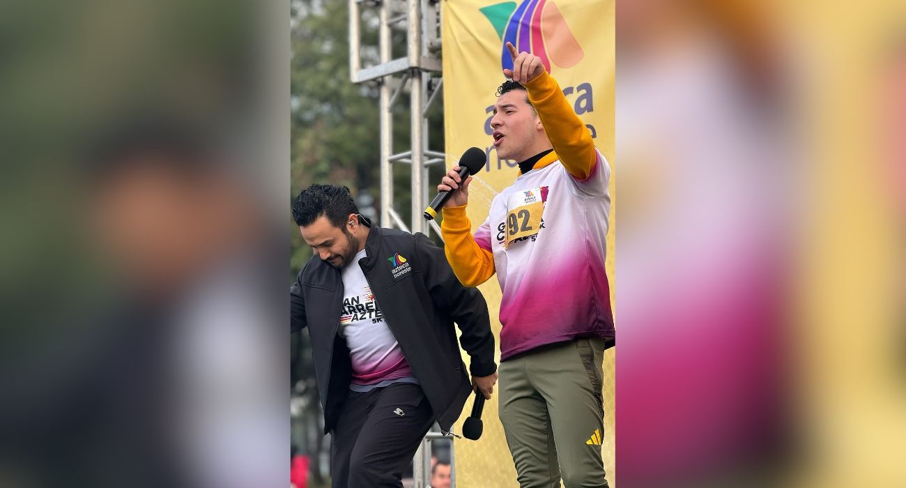 Mario Girón corre su primer 5K en la Gran Carrera Azteca