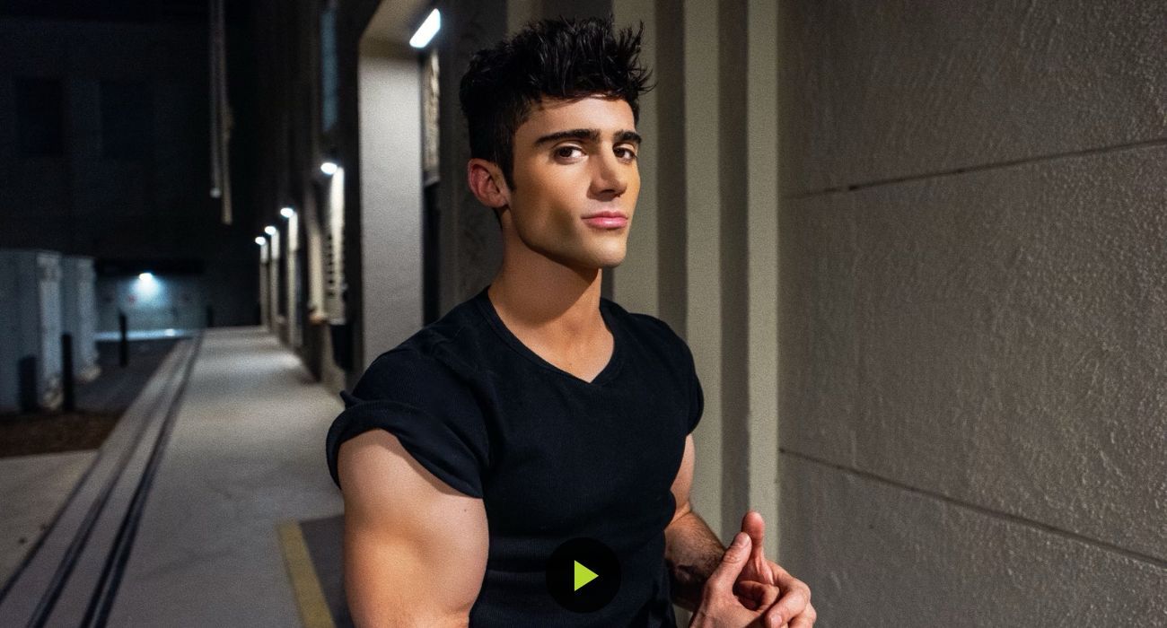 Arrestan al actor Max Ehrich por violencia doméstica