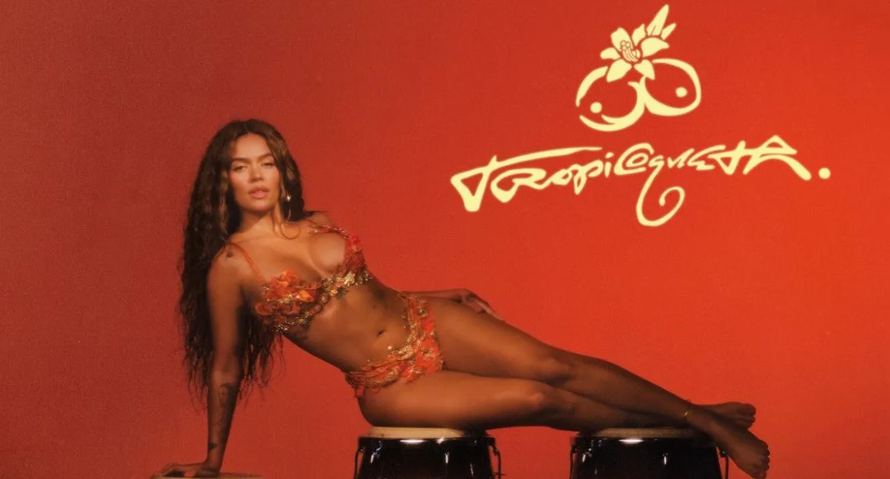 Karol G regresa más coqueta y tropical con su nuevo álbum