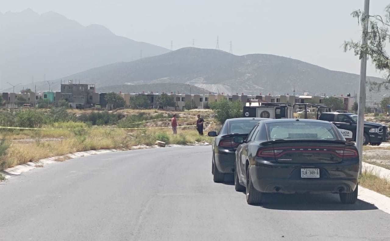 Localizan cuerpo calcinado en lecho del río Pesquería