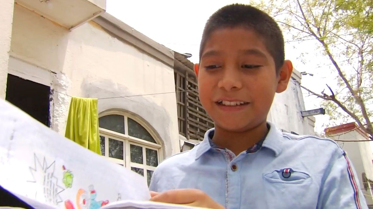 Estudiante ejemplar anhela bicicleta para el Día del Niño