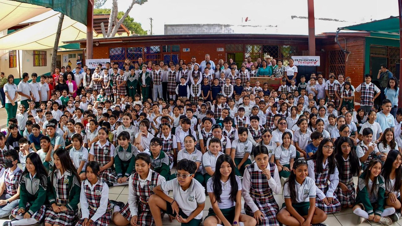 Programa escolar suma 61 apoyos en Ramos Arizpe