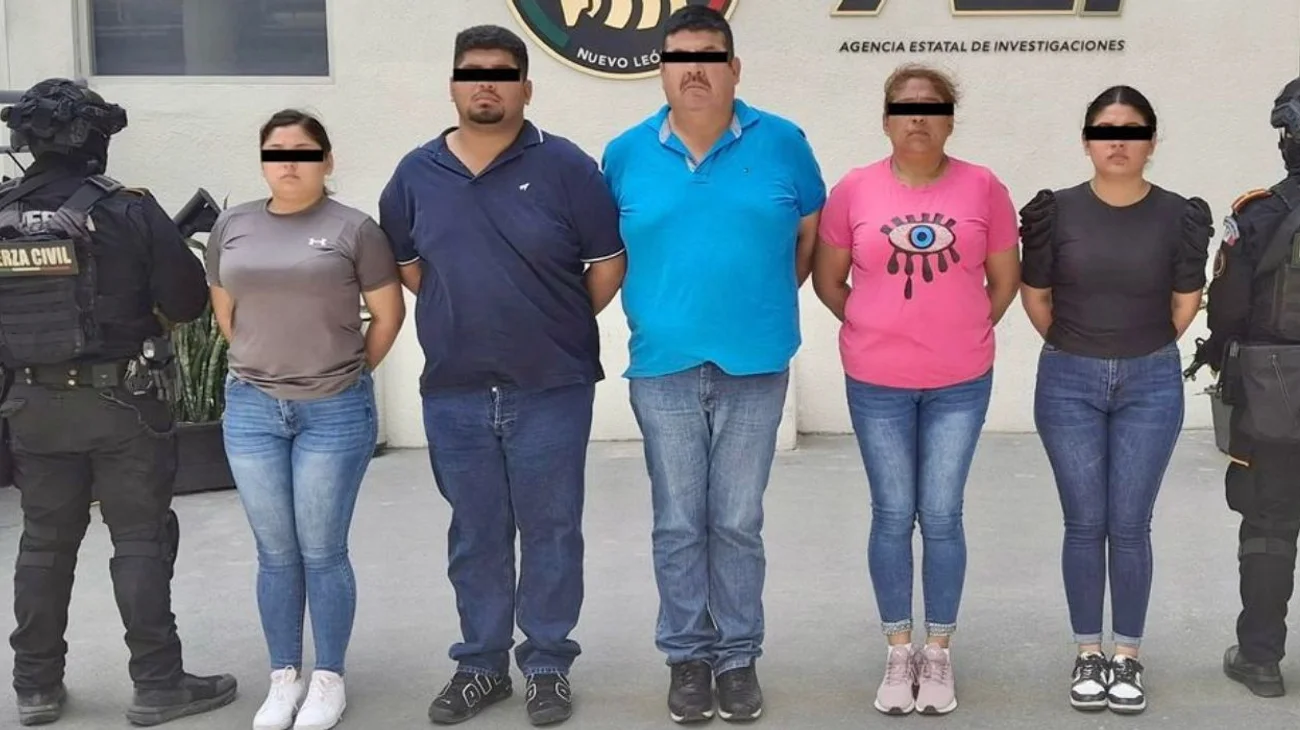 Detienen a cinco personas con drogas y dinero en Linares