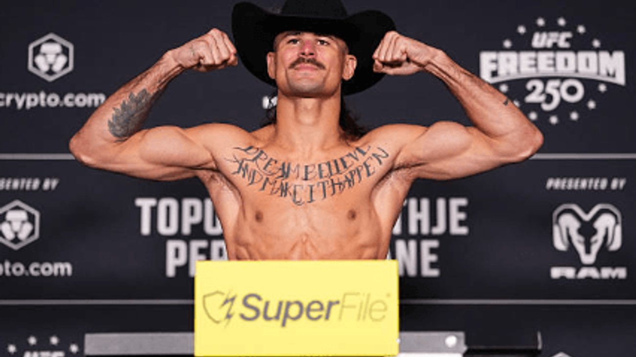 Diego Lopes cumple doble pesaje y está listo para UFC Freedom 250