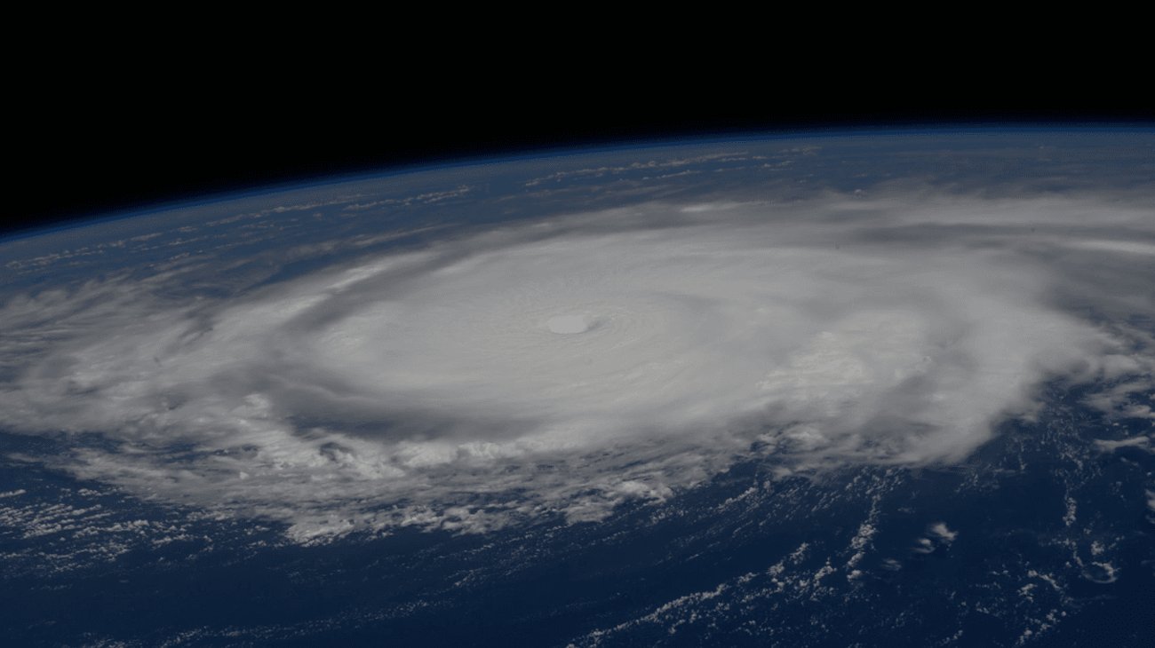 Huracán Humberto y Tormenta Imelda amenazan a Bahamas y Bermudas