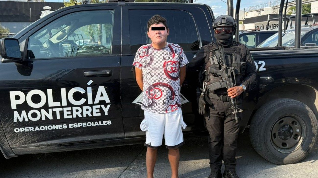 Detienen a hombre con 50 dosis de droga en Monterrey