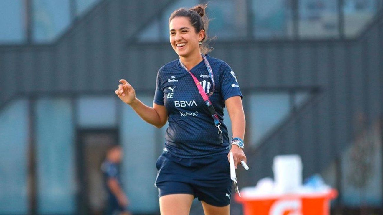 Rayadas presenta a Eva Espejo como directora deportiva