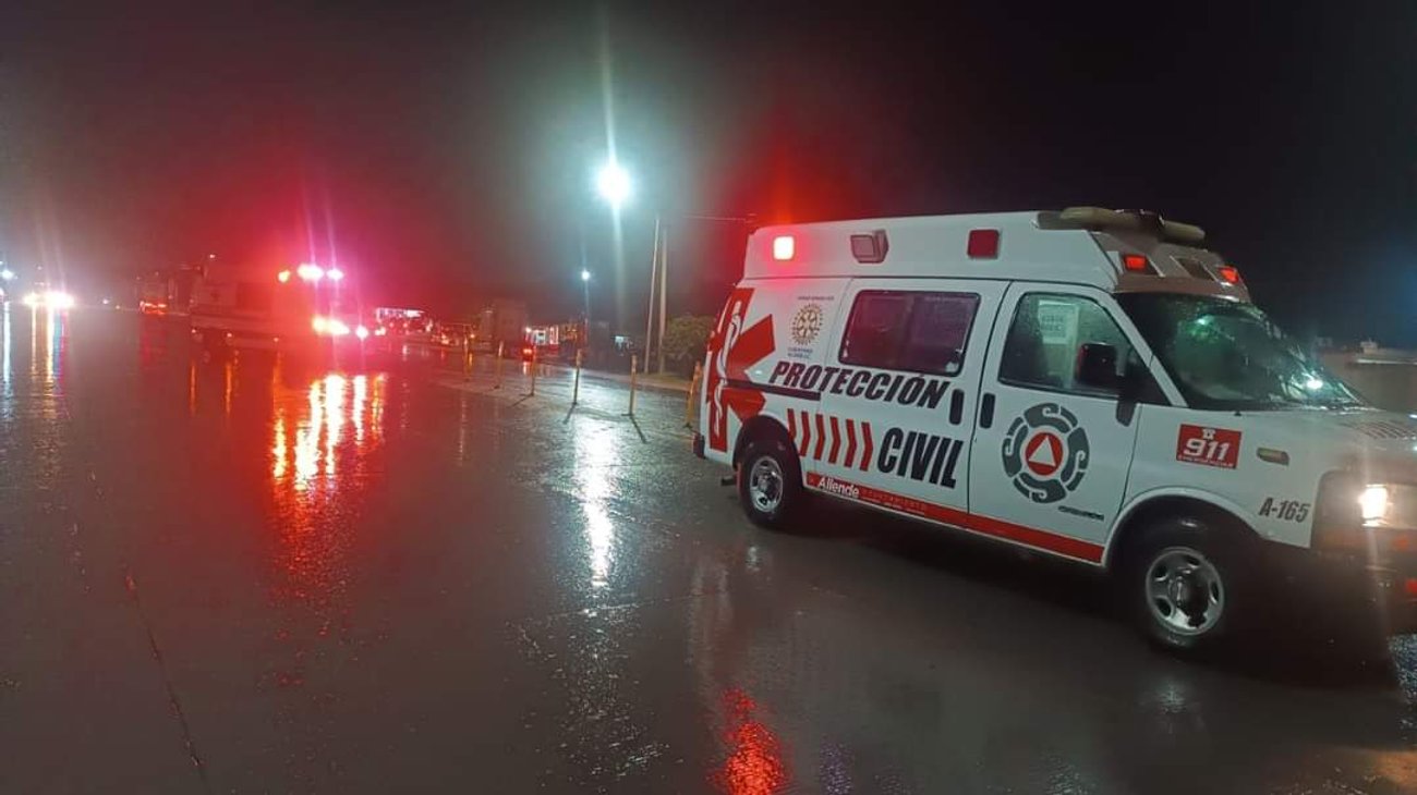 Rescatan a 11 jóvenes que fueron a acampar al Río Ramos