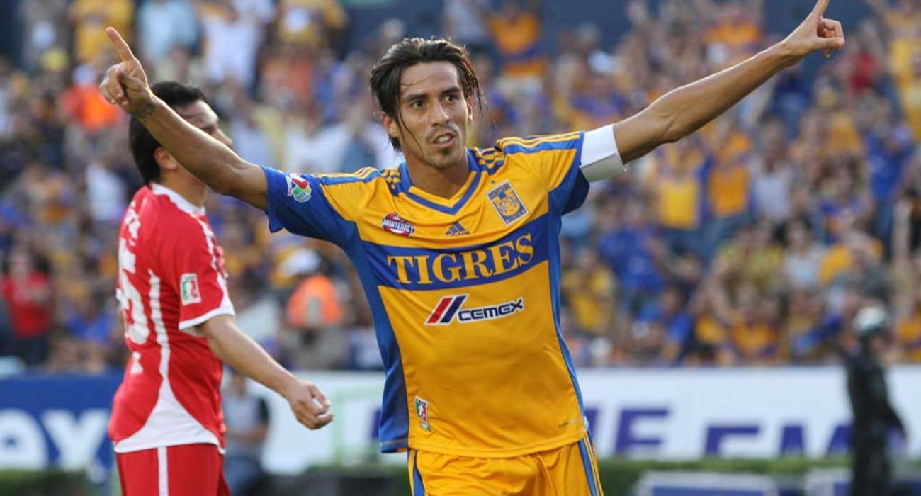 Lucas Lobos será incluido al anillo de las leyendas de Tigres