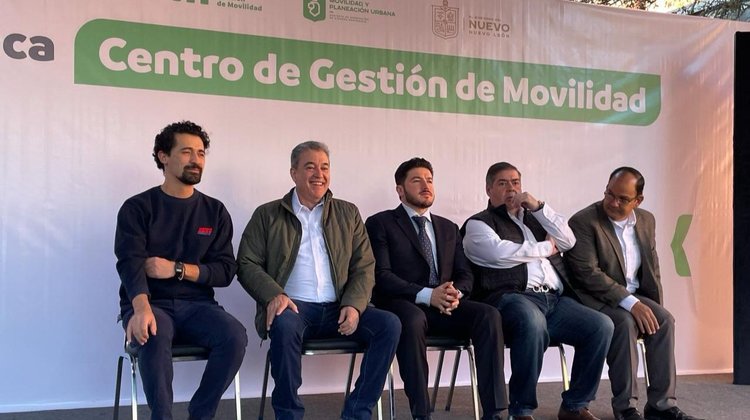 Samuel García anunció medidas para mejorar la movilidad