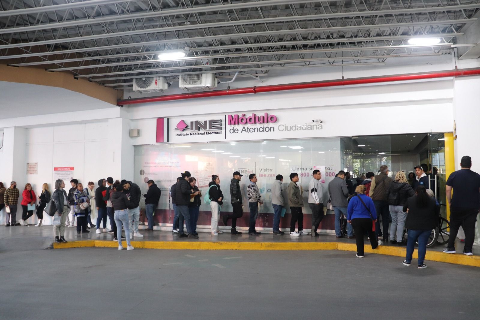 Casi 17,000 personas el último día para actualización de INE