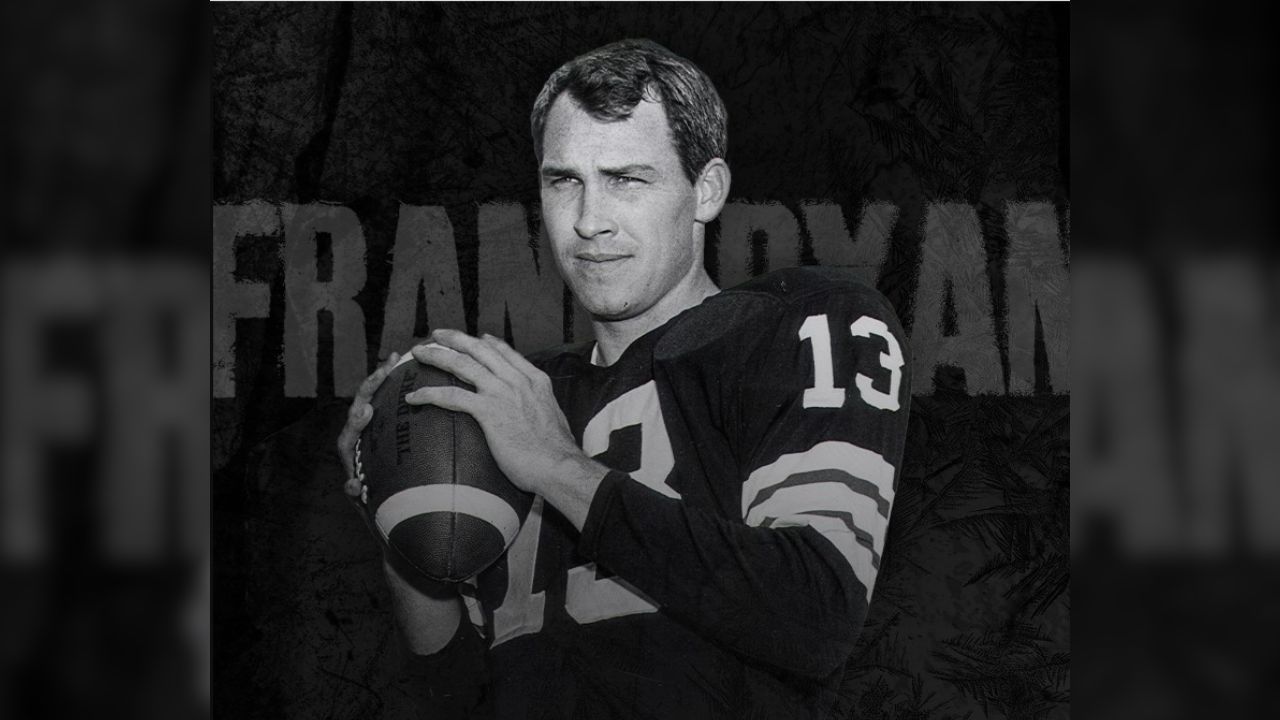 Murió Frank Ryan, quien llevó a Browns al título de NFL