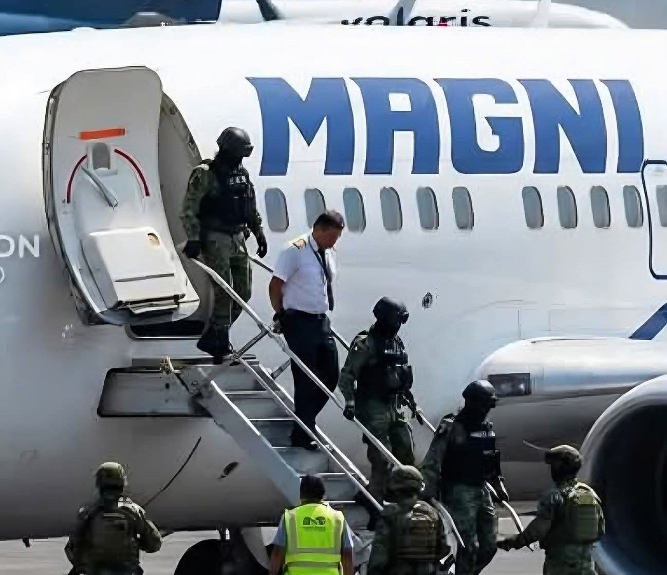 Piloto retiene avión en Aeropuerto Internacional de la CDMX