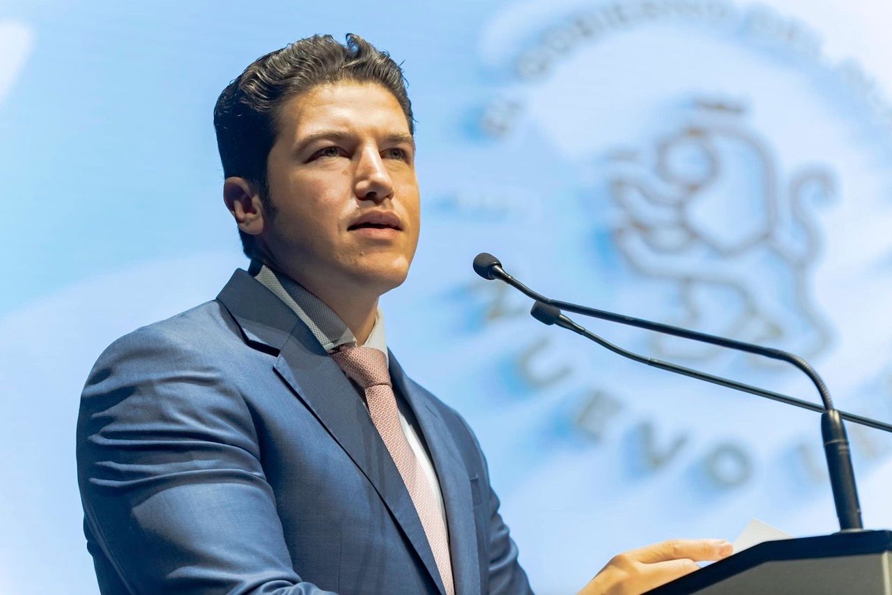 Viaja Samuel a Austin, Texas, a gestionar tren