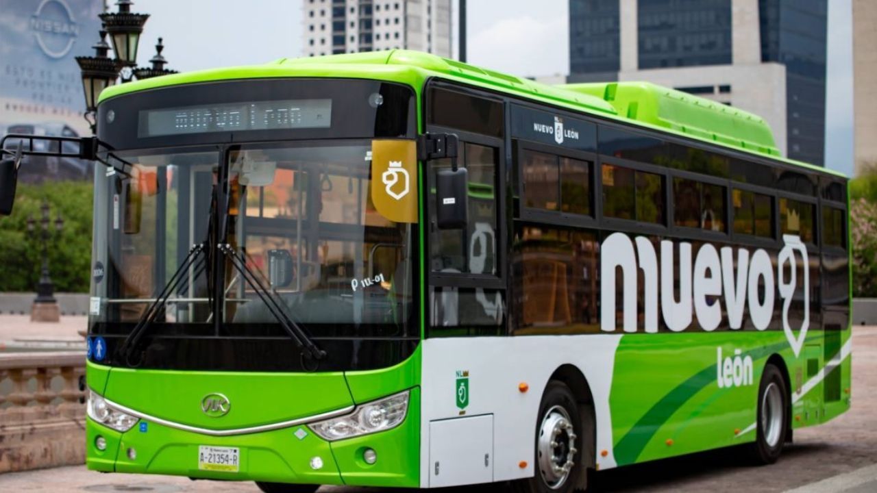 Sorprende tarifazo a usuarios de camiones verdes en NL