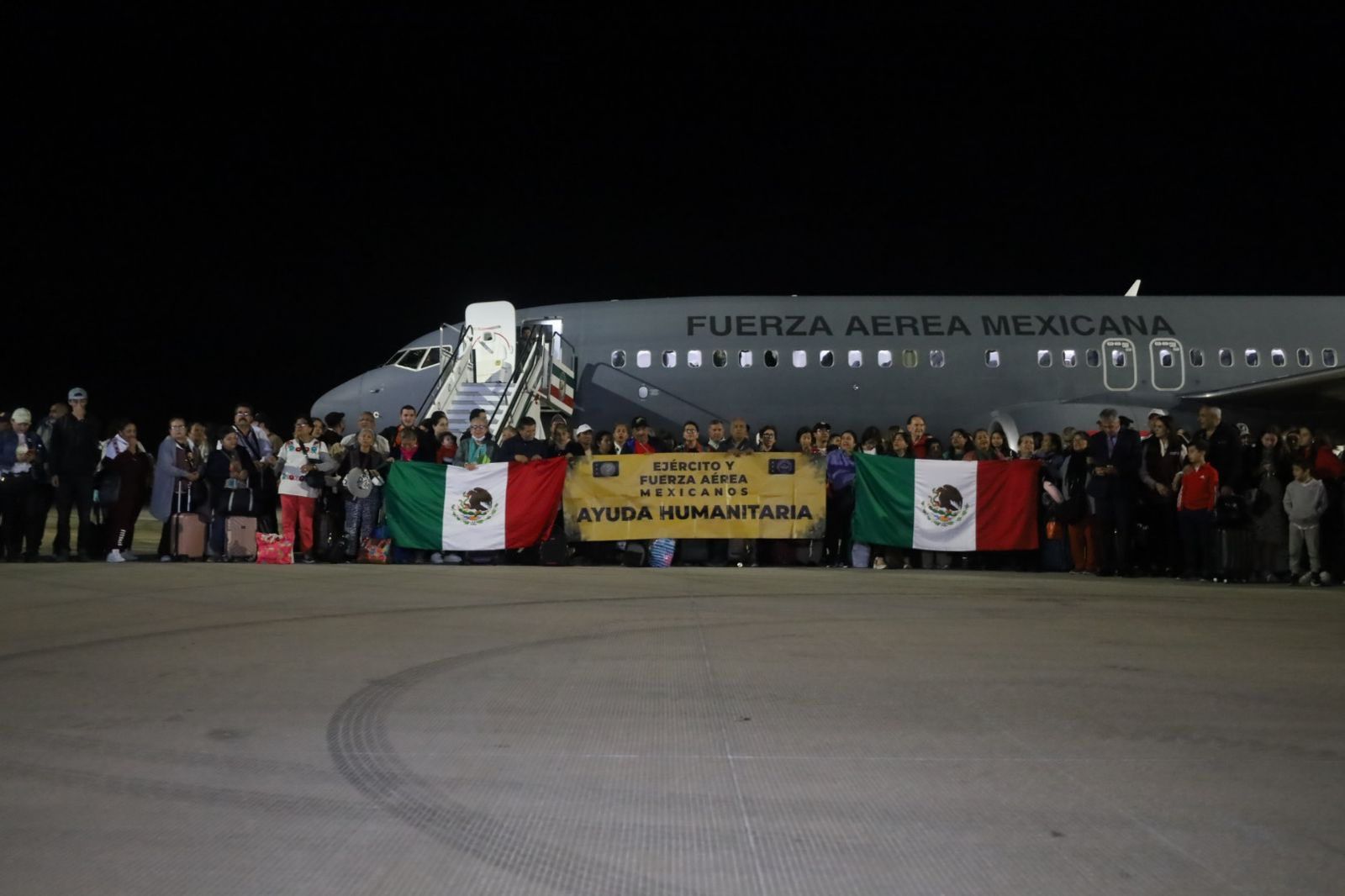 Llega segundo avión con mexicanos repatriados de Israel